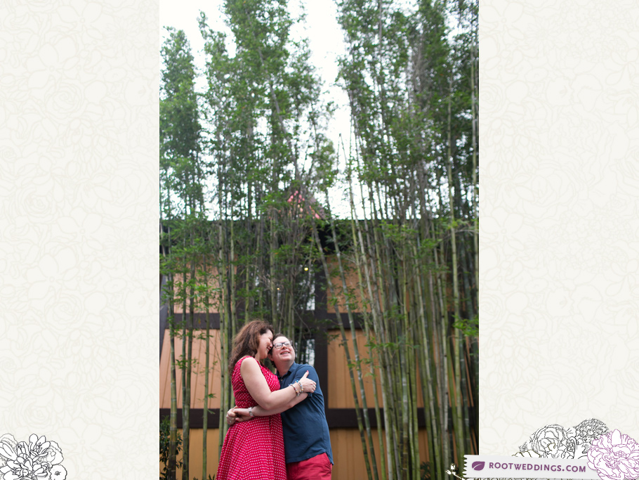 Melanie + Brent : Disney Polynesian Village Resort Engagement Session